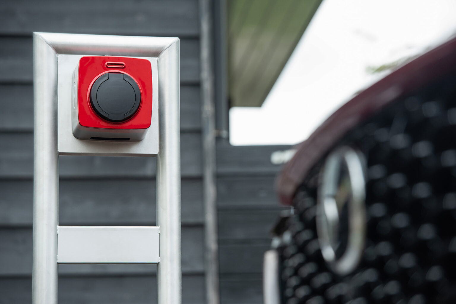 Mazda en CubeCharging: de perfecte (stijlvolle) laadoplossing - Mazda Blog