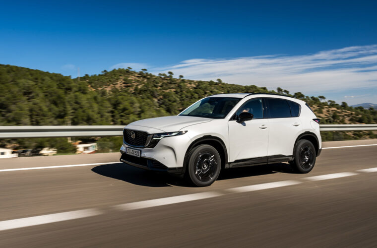 MAZDA INTRODUCEERT NIEUWE HYBRID MET 140 PK VOOR MAZDA3 EN CX-30 ...
